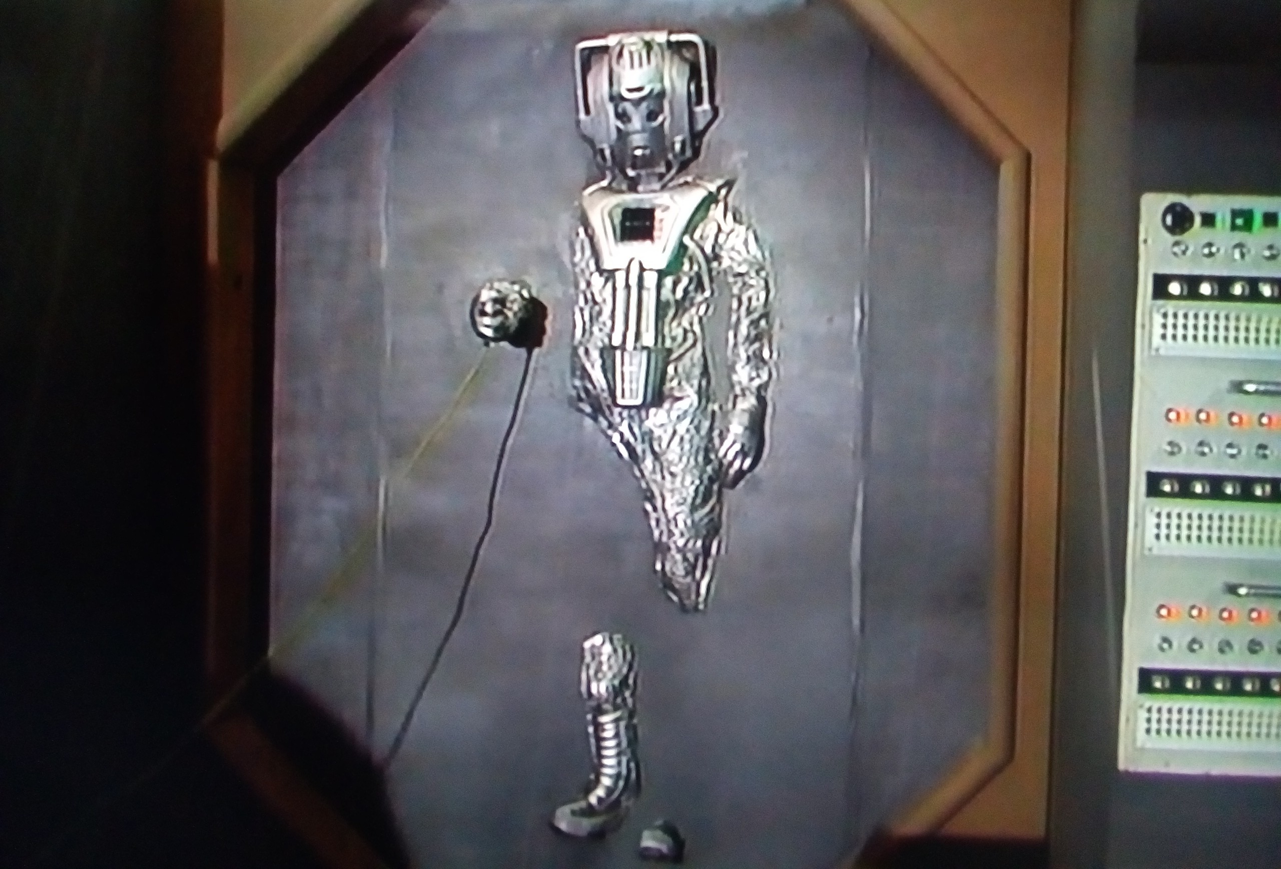 Doctor Who episode 574: Earthshock – Part Three (15/3/1982) | Next Time...